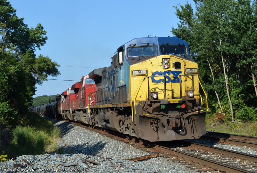 CSX 9 and empty oil train K057